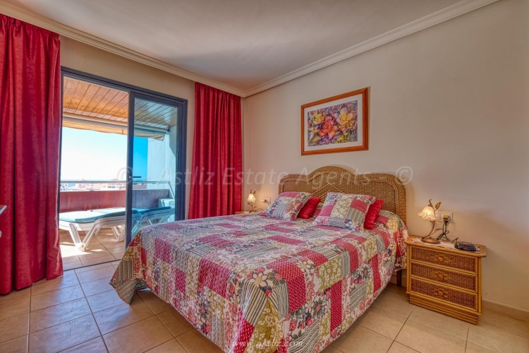 2 Bed Apartment for sale in Balcon de los Gigantes, Puerto De Santiago ...