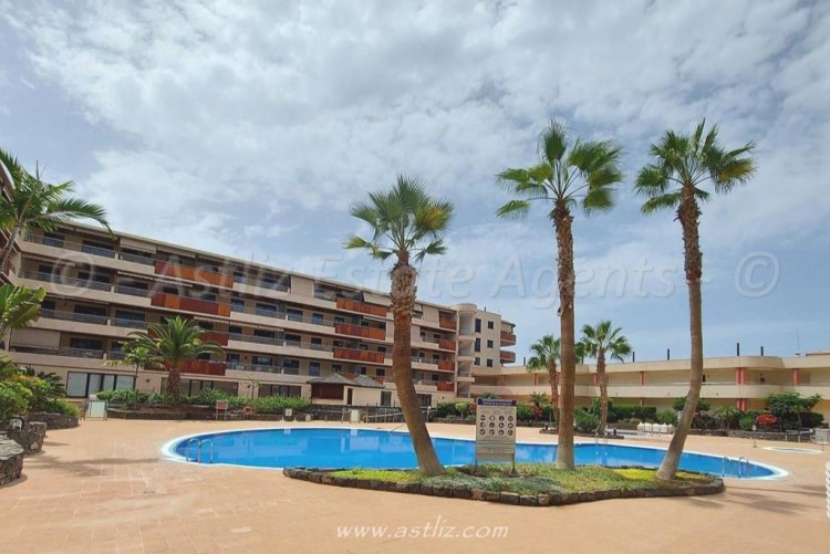 2 Bed Apartment for sale in Balcon de los Gigantes, Puerto De Santiago ...